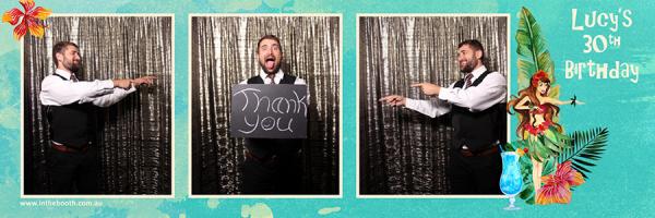 Guest Thank You Ideas | In the Booth Photo Booths