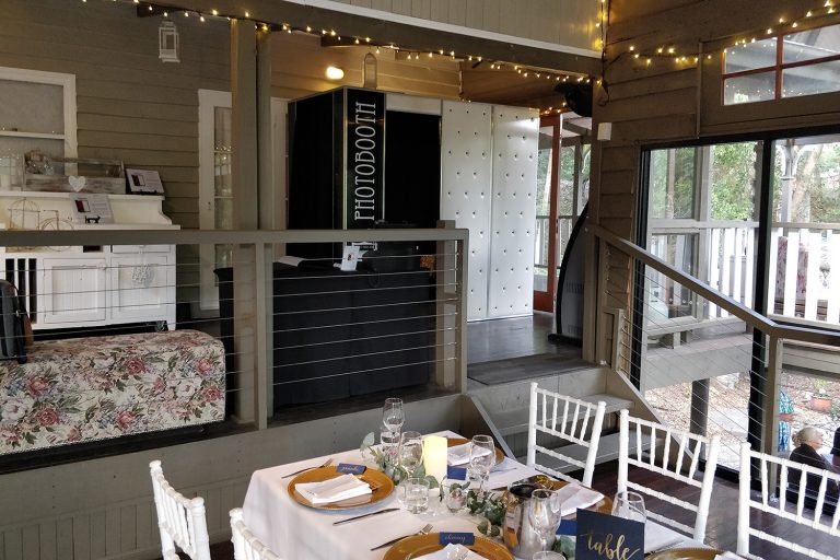 Kwila Lodge | In the Booth Gold Coast